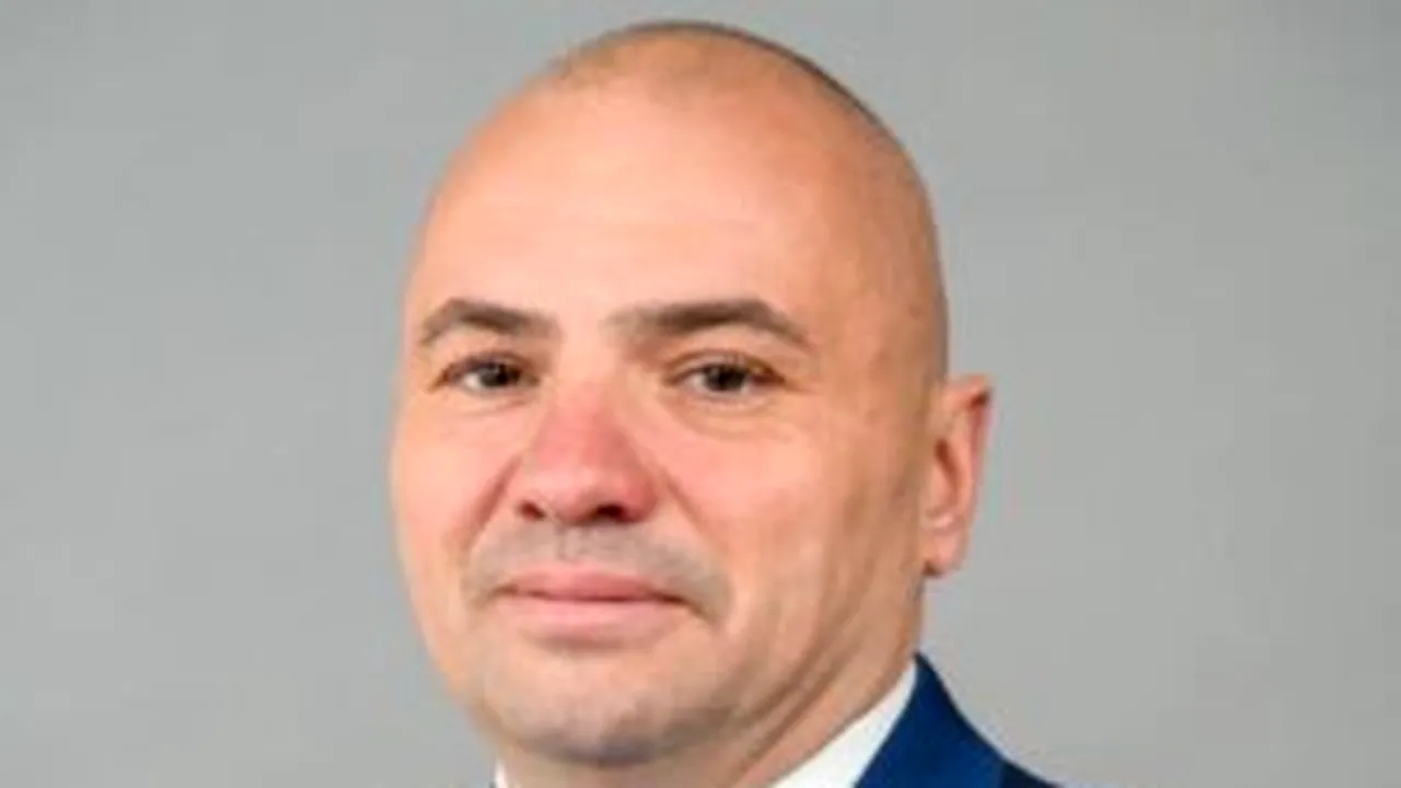 Primar din județul Cluj acuzat că fura motorina Primăriei, plasat sub ...