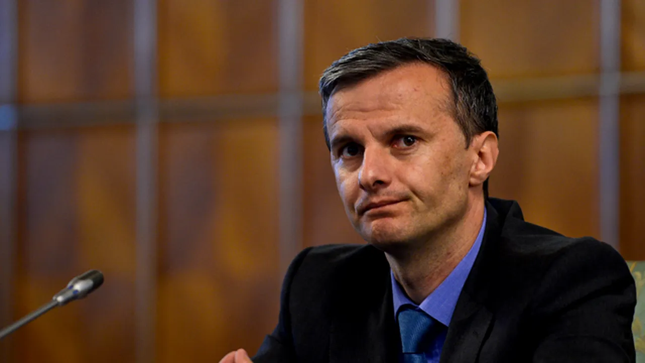 Socol: Să ne bucurăm că s-a încheiat acordul privind mineralele rare ...