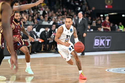 Naționala României s-a reunit pentru calificările FIBA World Cup 2027 ...